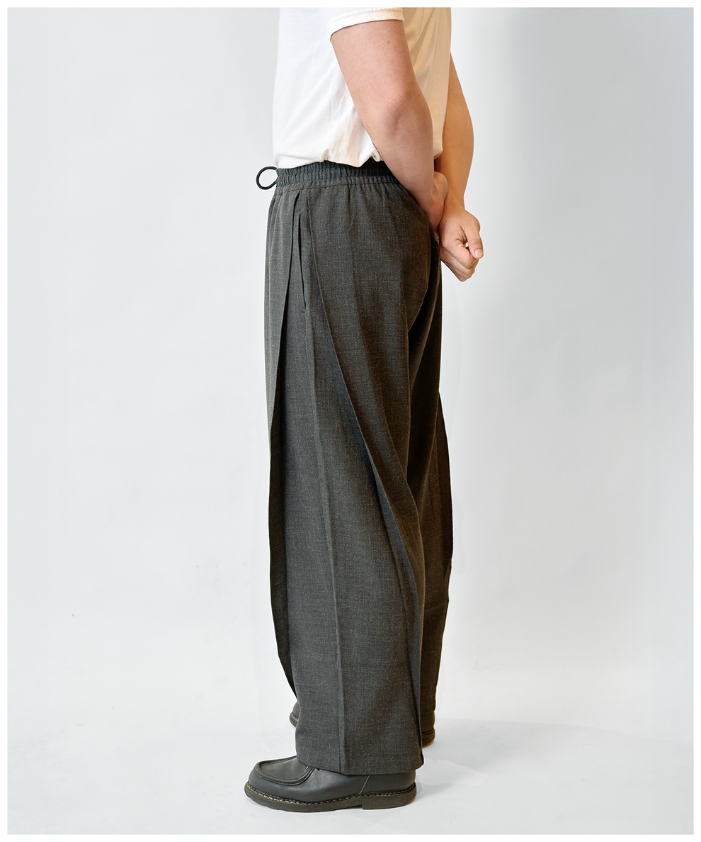 FNT 009 Double Side-Pleated Track V2 (Charcoal) – Front Office